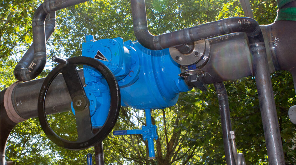 Safe district heating supply in Paris with BALLOSTAR ball valves made ...